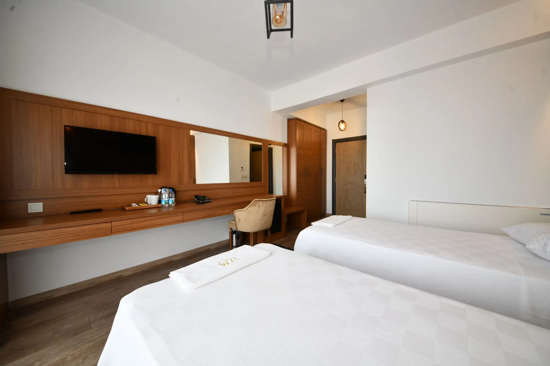 Parna Hotel, +12 | Small and Boutique Hotels in Turkiye & Greece