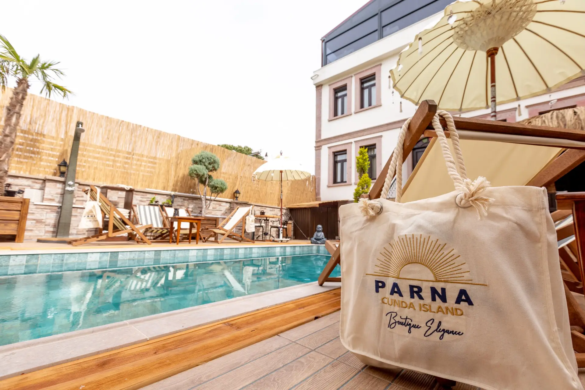 Parna Hotel, +12 | Small and Boutique Hotels in Turkiye & Greece