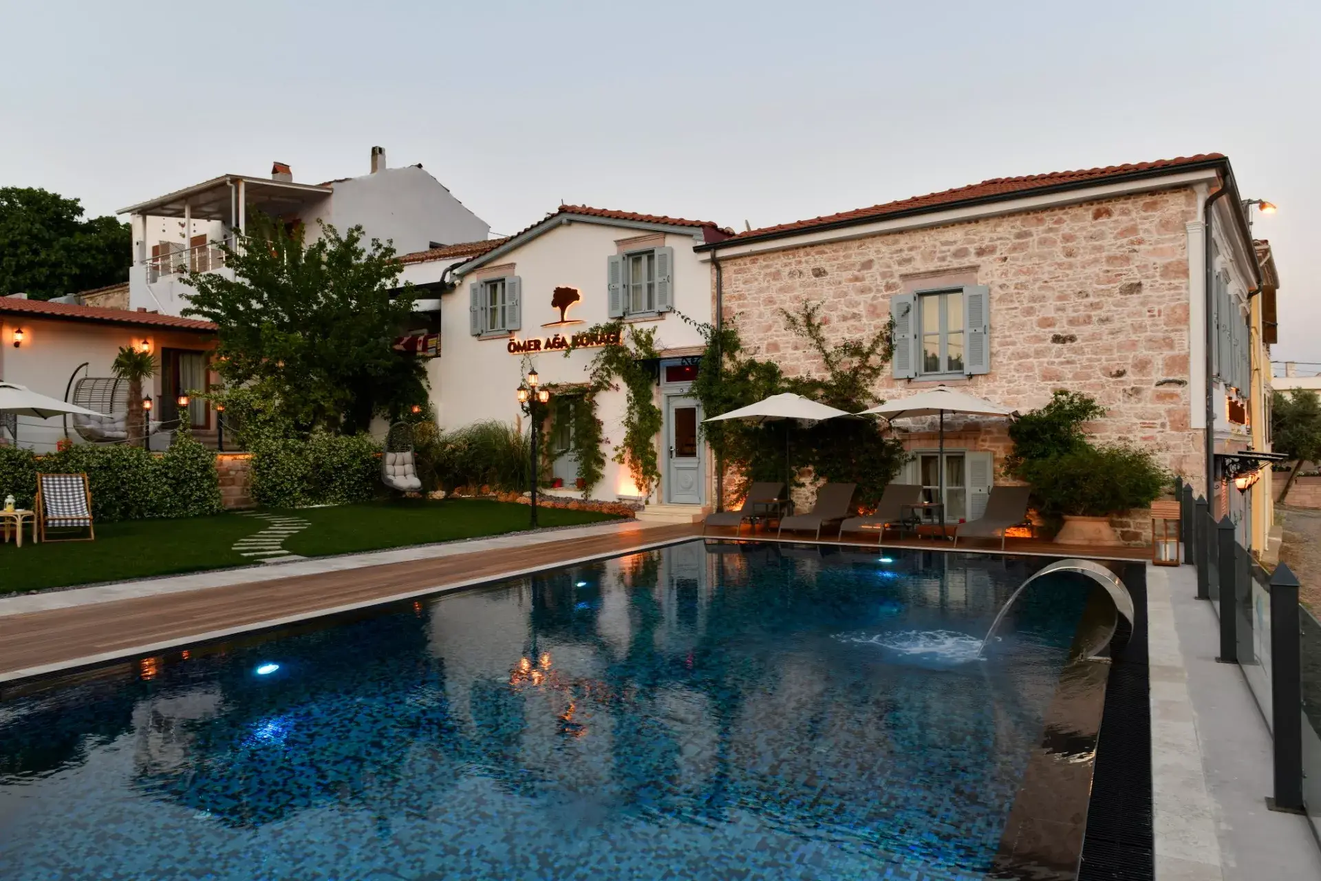 Parna Hotel, +12 | Small and Boutique Hotels in Turkiye & Greece