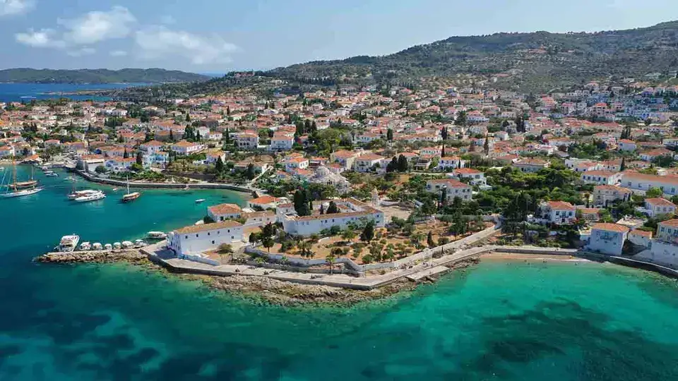 Spetses Island Attractions, Travel & Hotel Guide | Small and Boutique ...